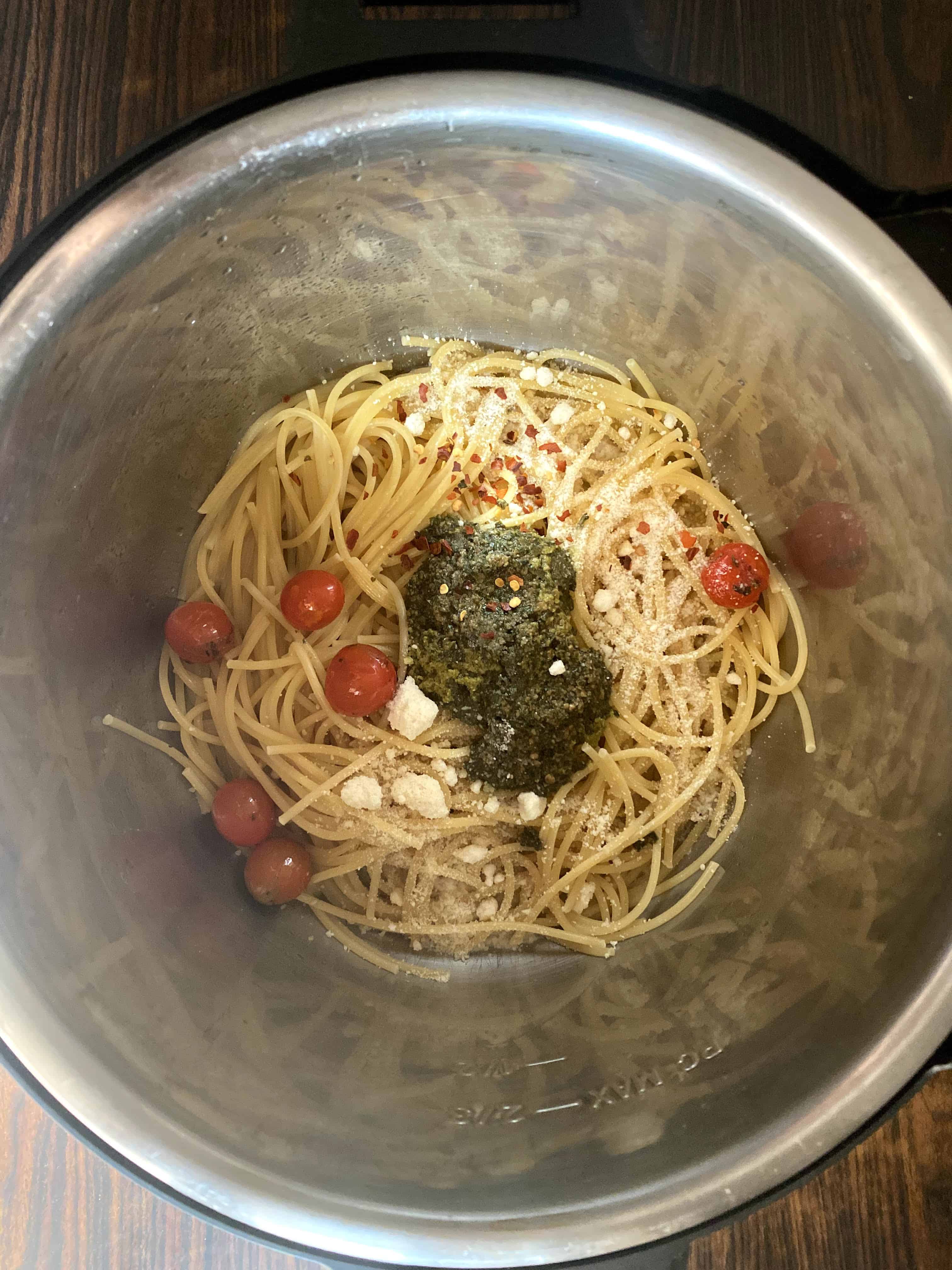 Instant Pot Basil Pesto Spaghetti - Food Trails